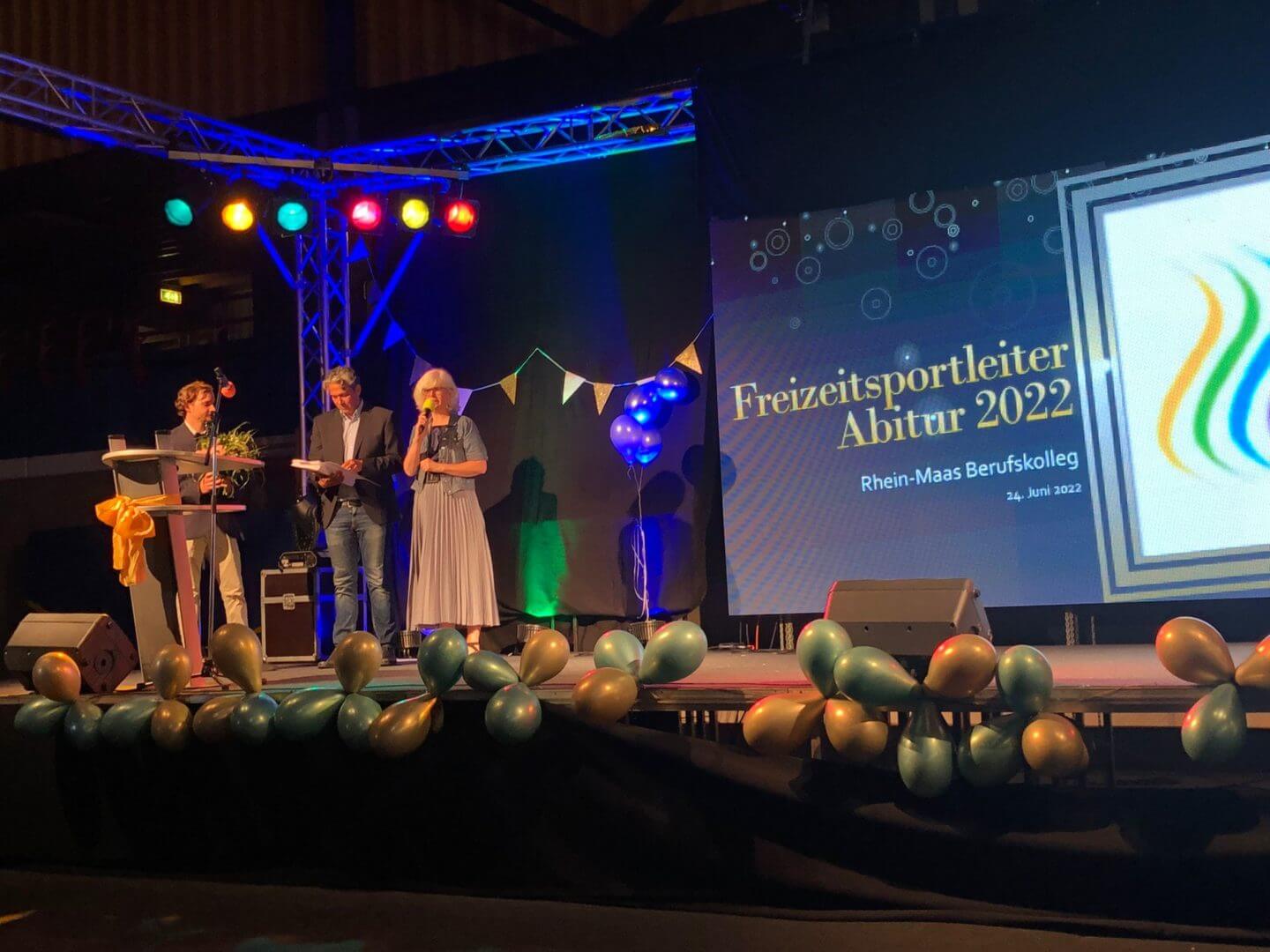 Zeugnisvergabe für 25 Freizeitsportleiter*innen am RMBK - Rhein-Maas ...